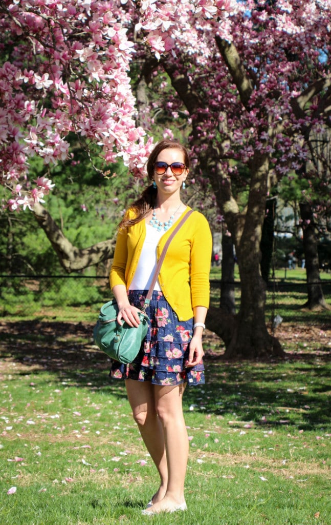 How to Style a Yellow Cardigan: 12 Yellow Cardigan Outfits