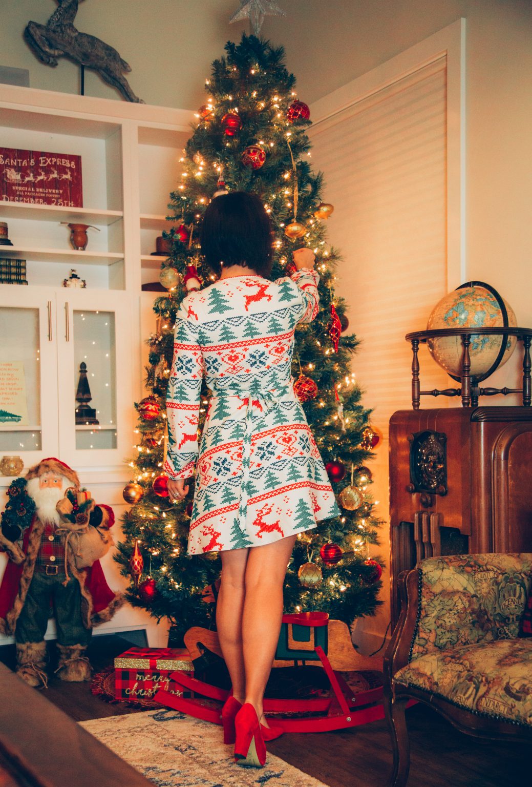 Shinesty Reviews for Matching Couples' Christmas Pajamas & Festive Dresses