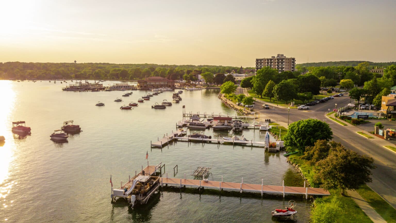 20 Fun Things to Do in Lake Geneva by a Wisconsinite