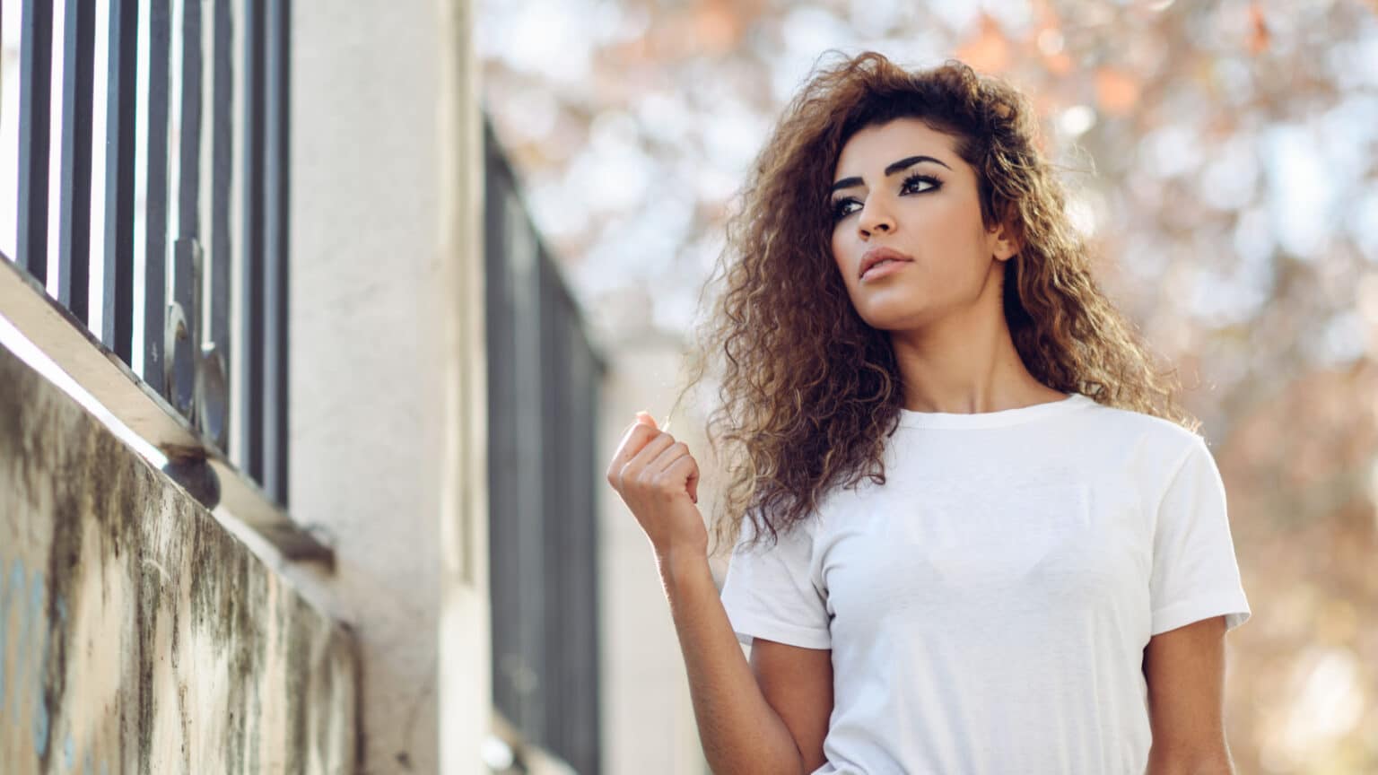 18 Things Women Wear That Men Find Irresistible