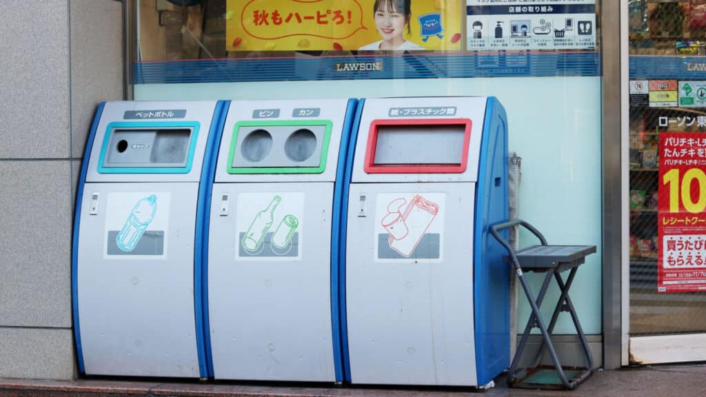 12 Dos and Don'ts to Know Before Visiting Japan, According to Locals