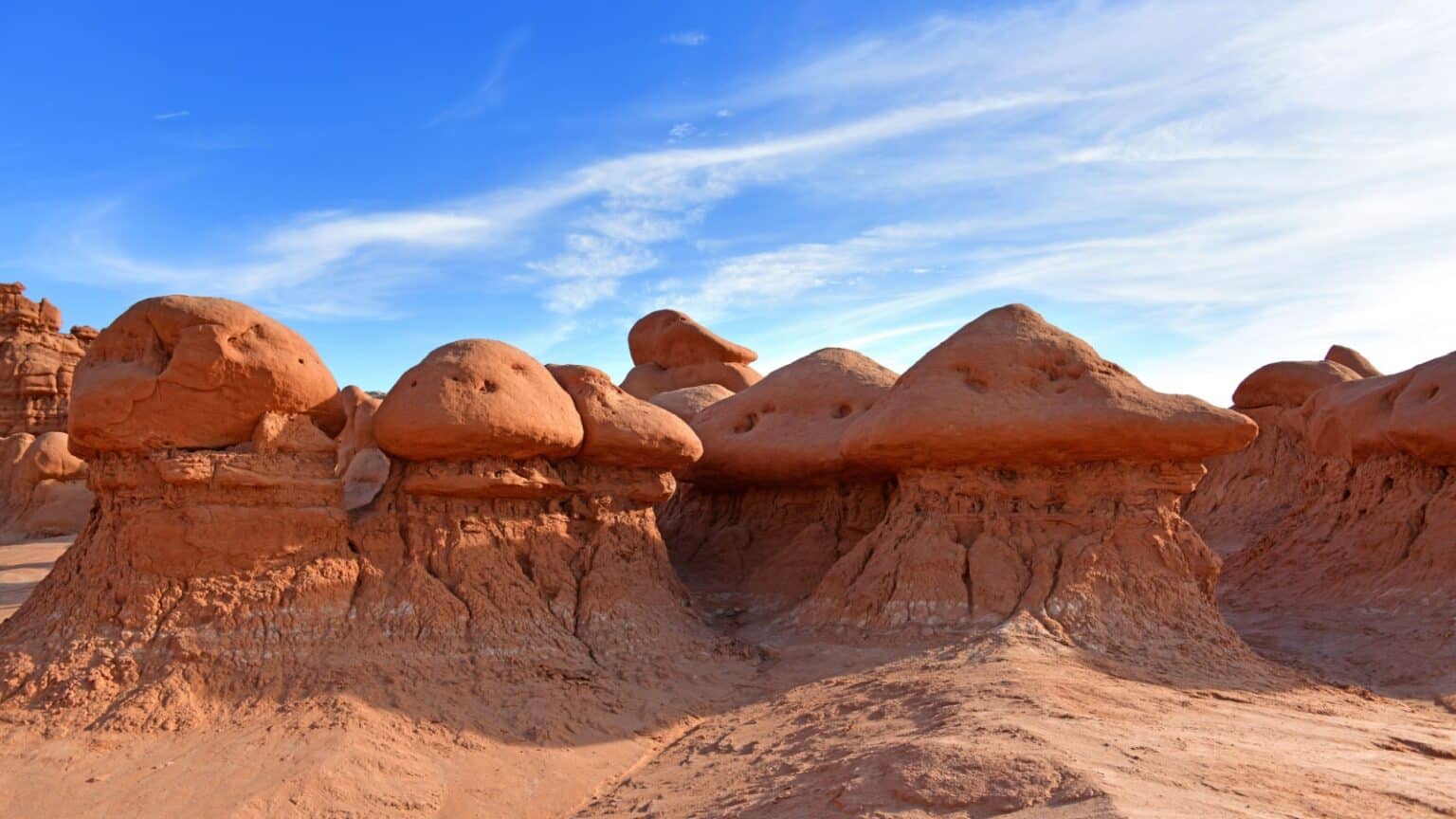 12 Unbelievably Strange Islands That Hard to Believe Are Real