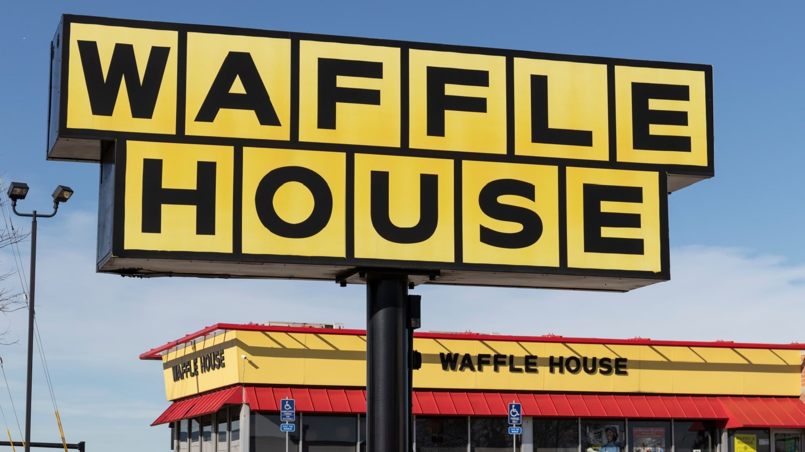10 of the Best Chain Restaurants in the U.S., According to Americans